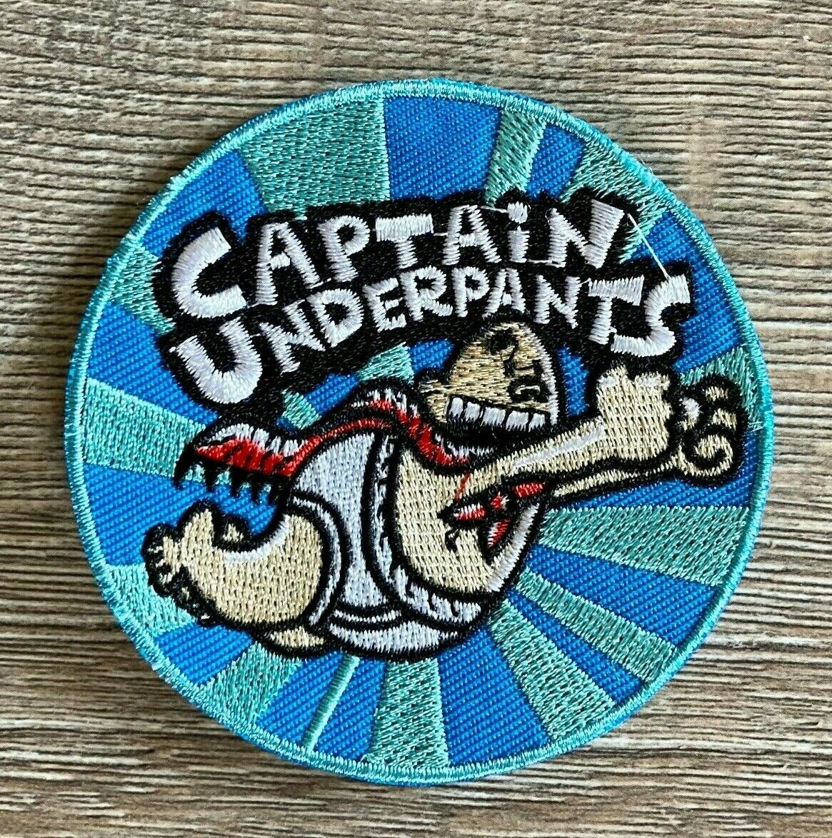 Captain Underpants Patch Aufnäher Bügelbild Käpt'n Superslip Schlüpper Superheld - Kisslook.de